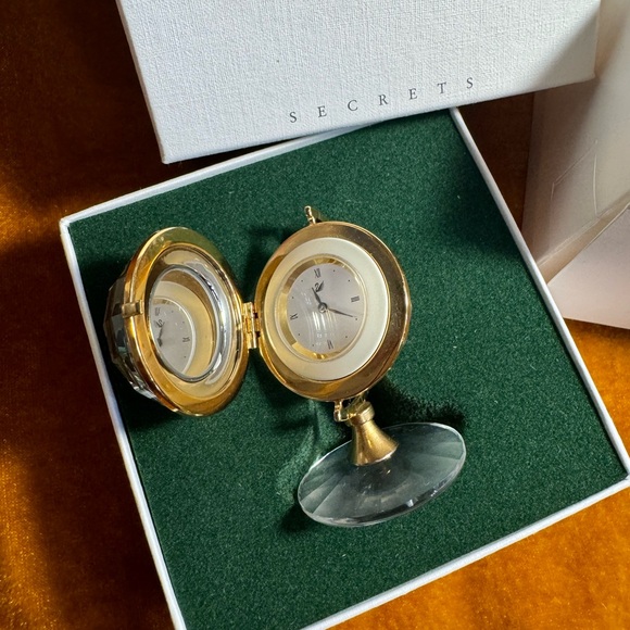 Swarovski | Art | Swarovski Crystal Memories Faceted Crystal Globe ...